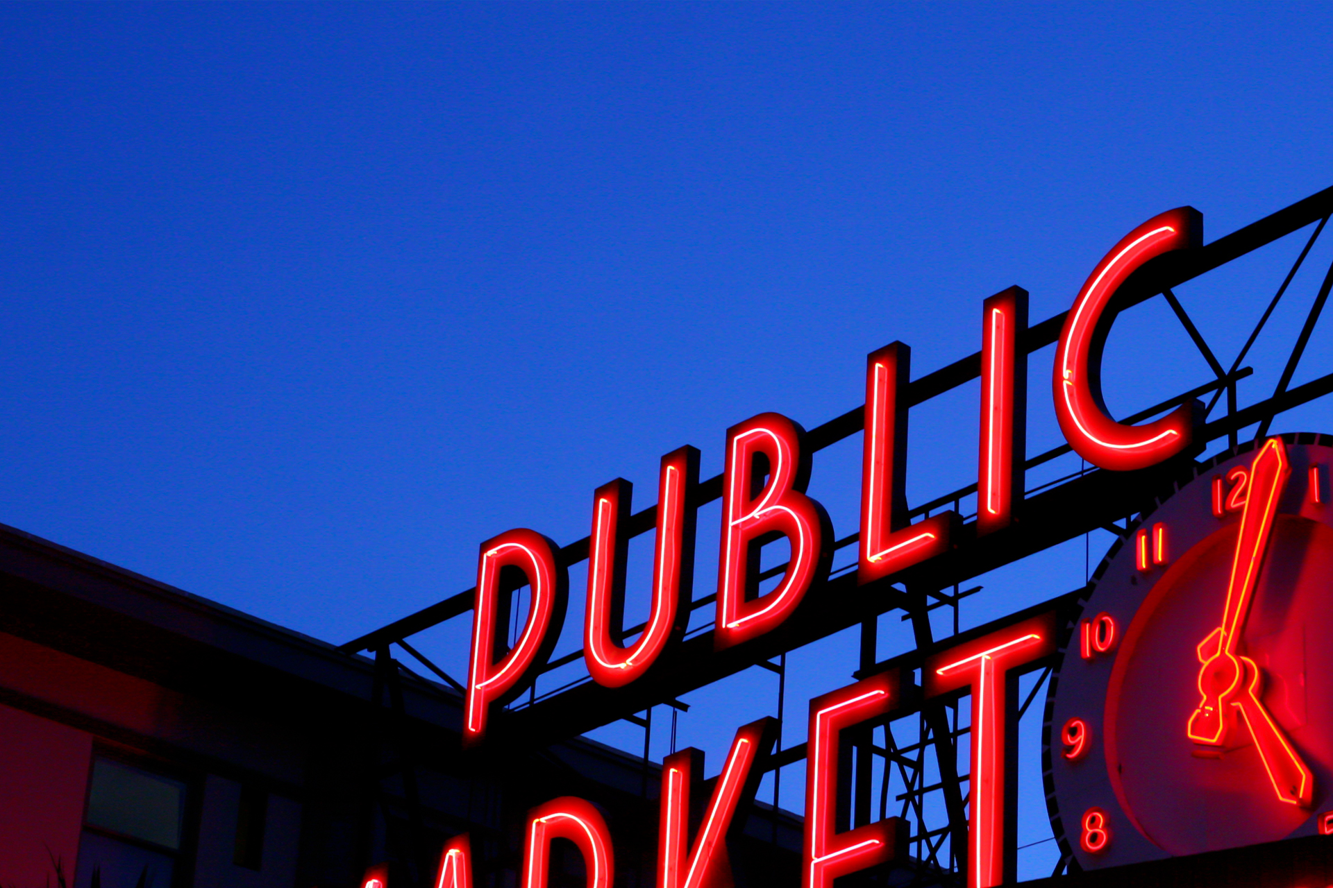 How To Use Neon Signs For Business Marketing – 2024 Guide - Business RU